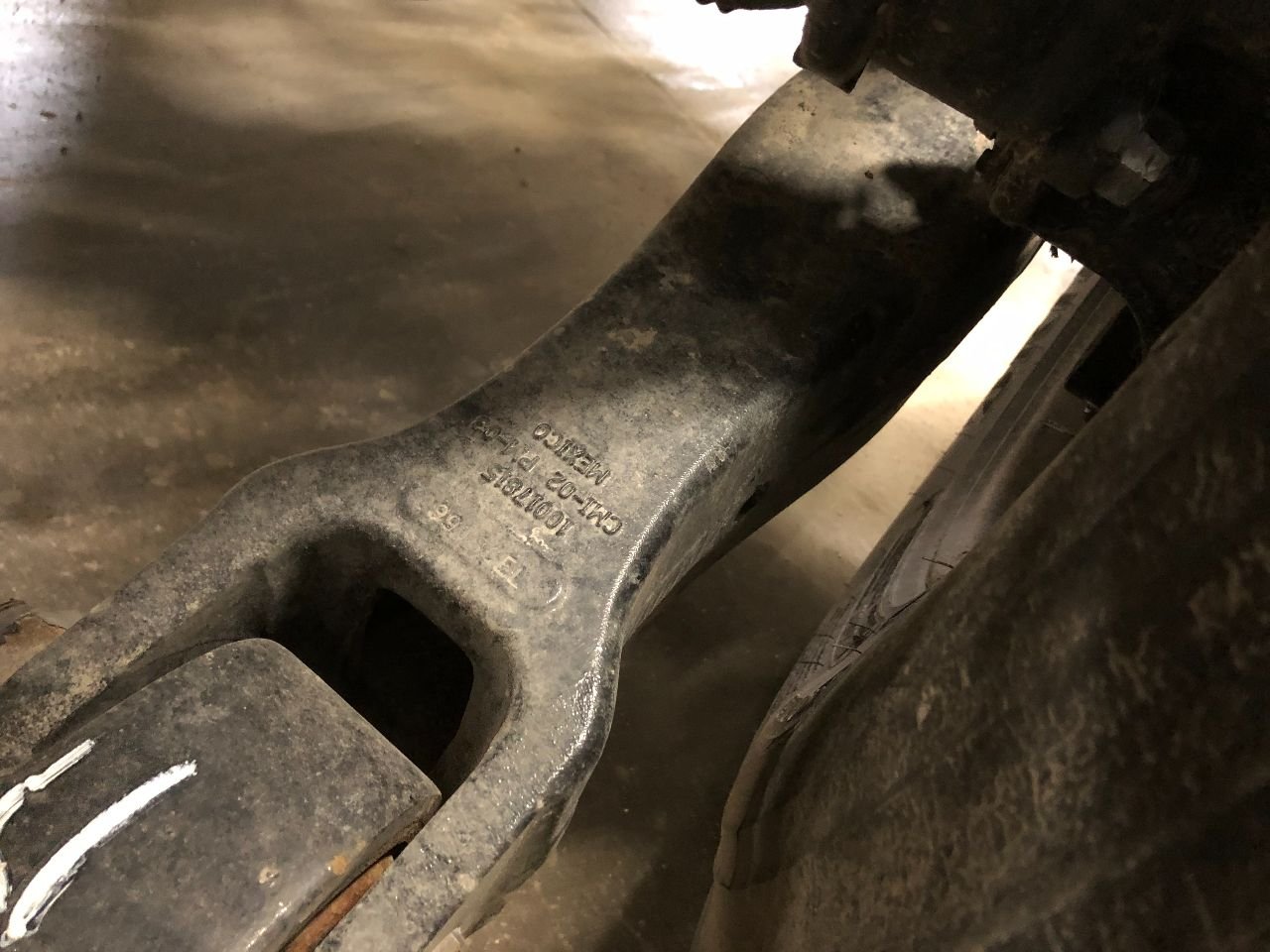 Kenworth T680 Suspension Air Spring Pedestal for Sale