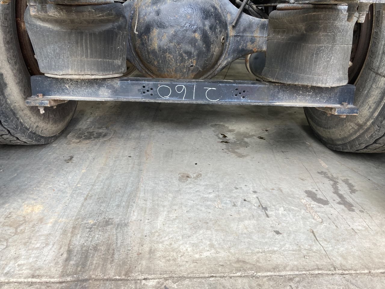 8079903 | Volvo VNL Suspension Air Spring Pedestal for Sale