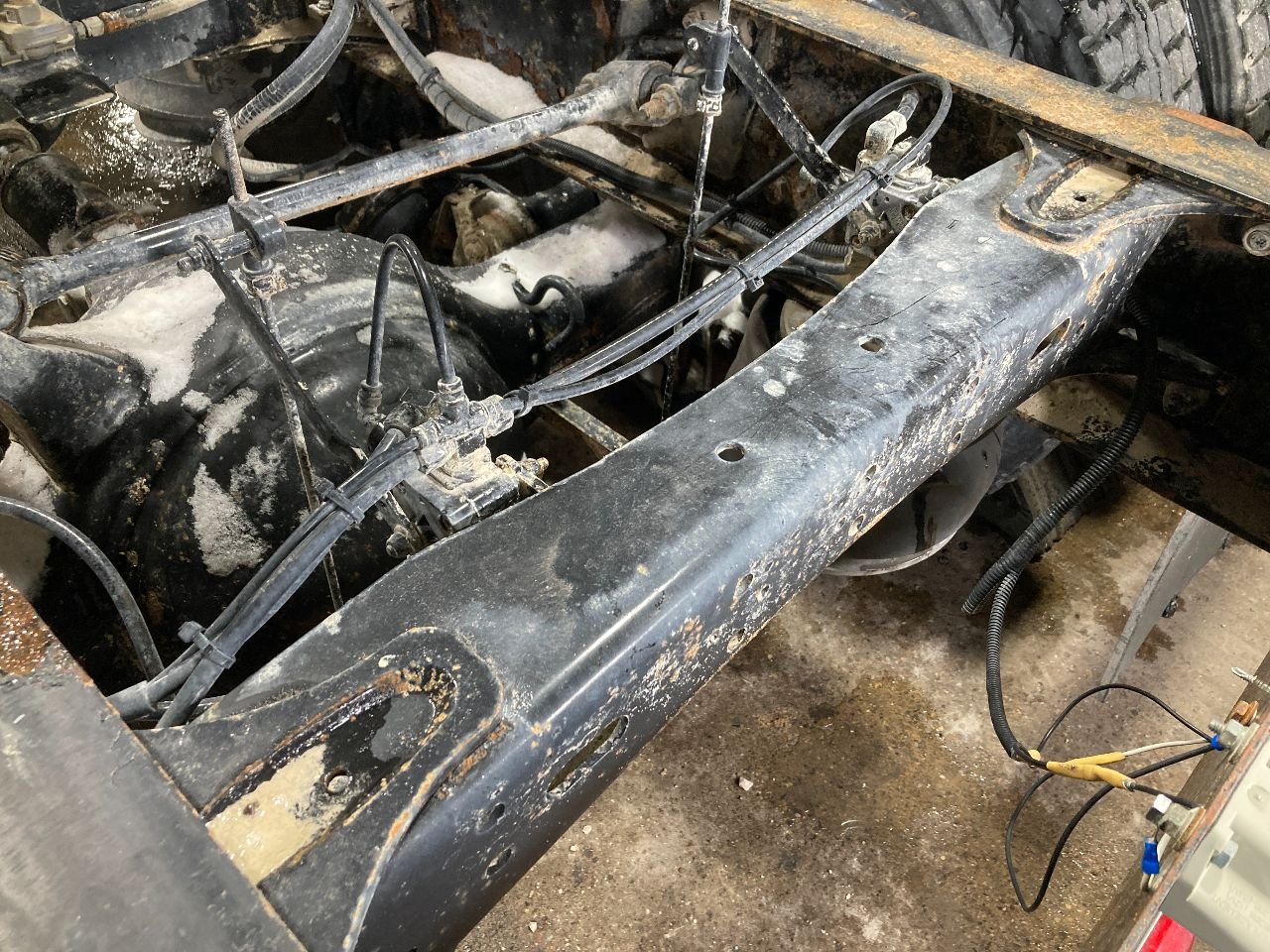 Freightliner C112 CENTURY Suspension Crossmember/K-Frame for Sale