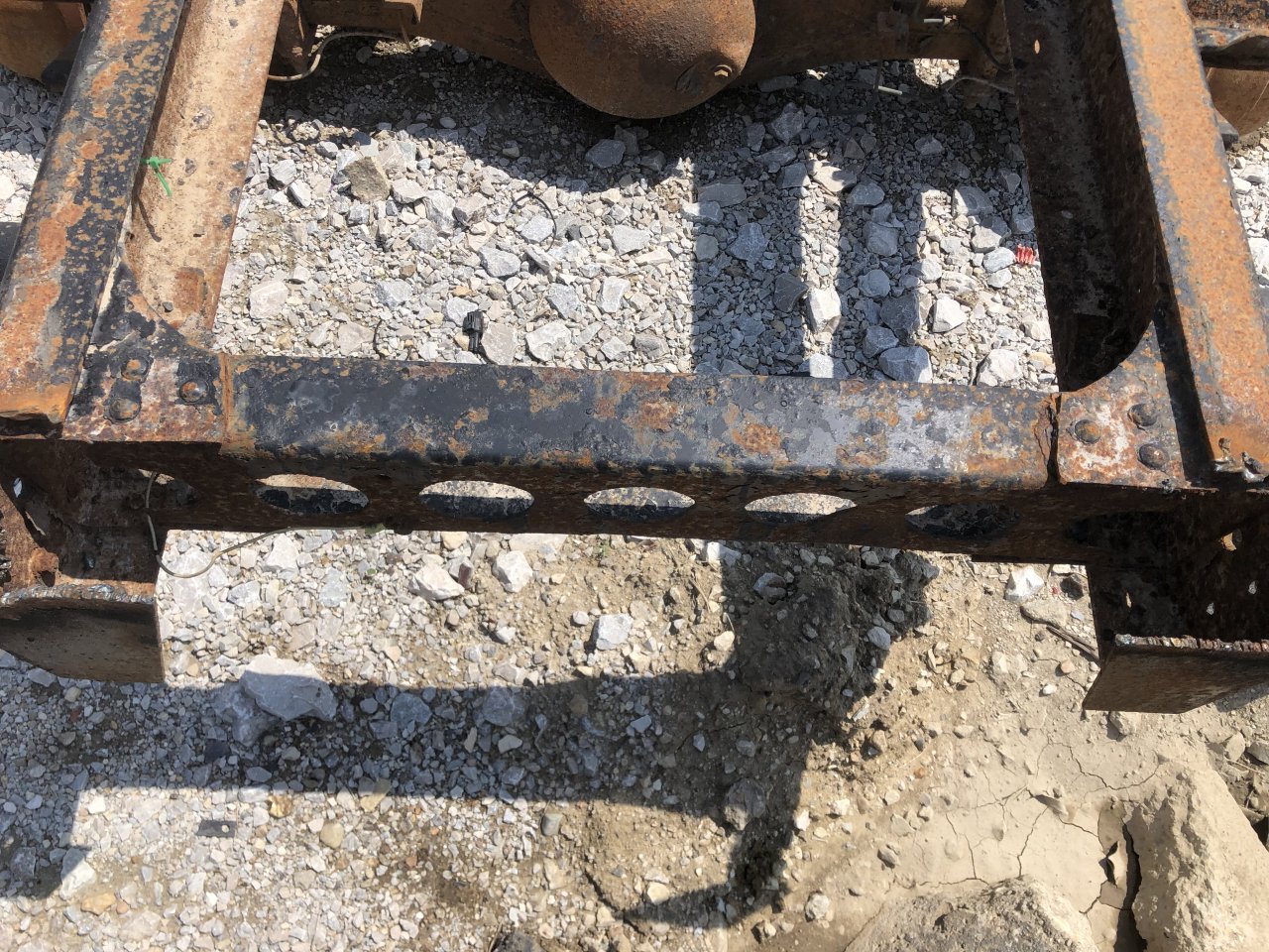 Isuzu NQR Suspension Crossmember/K-Frame for Sale