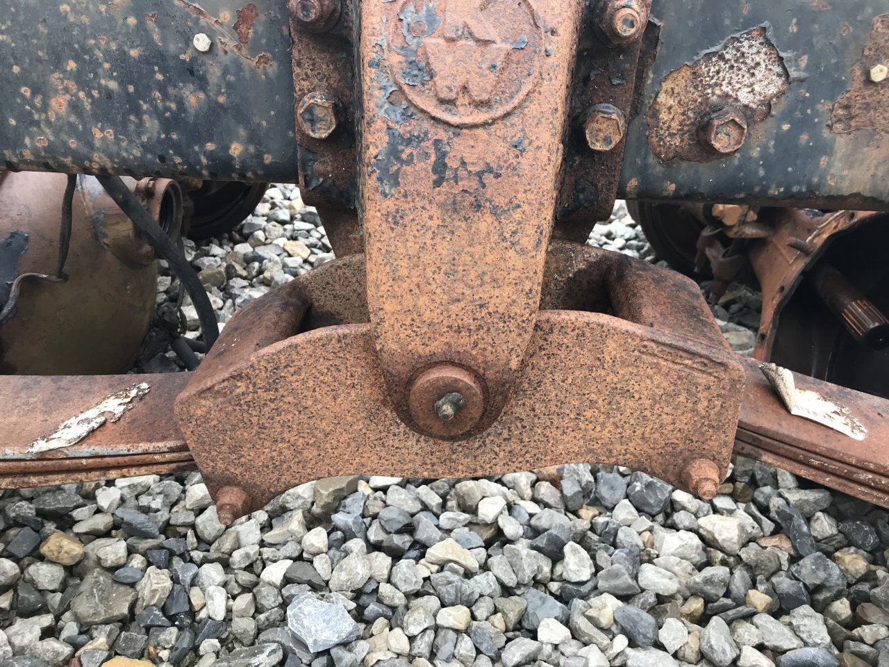 Kenworth K100 Suspension Spring Equalizer for Sale