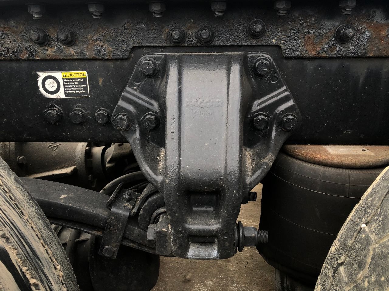 C11-1124 | Kenworth T700 Suspension Spring Hanger for Sale