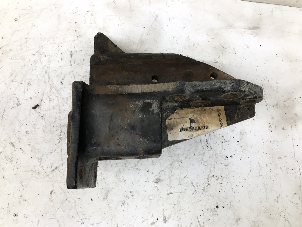 K058-373 | Kenworth W900B Suspension Spring Hanger for Sale