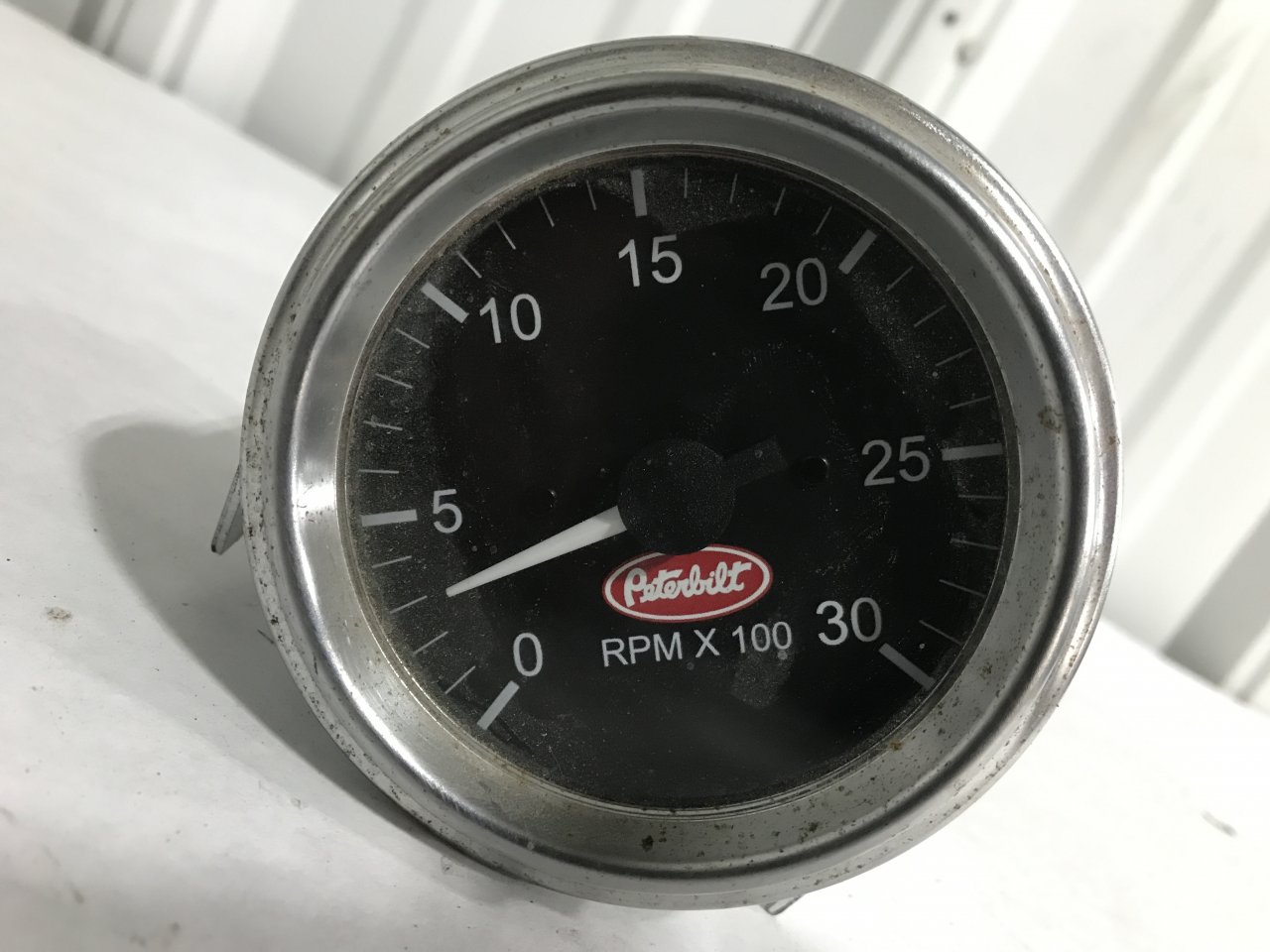 Q43-6011-003 | Peterbilt 378 Tachometer for Sale