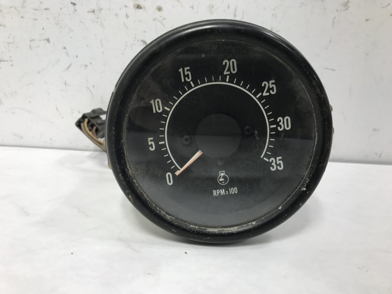 556906C91 | International 9700 Tachometer for Sale
