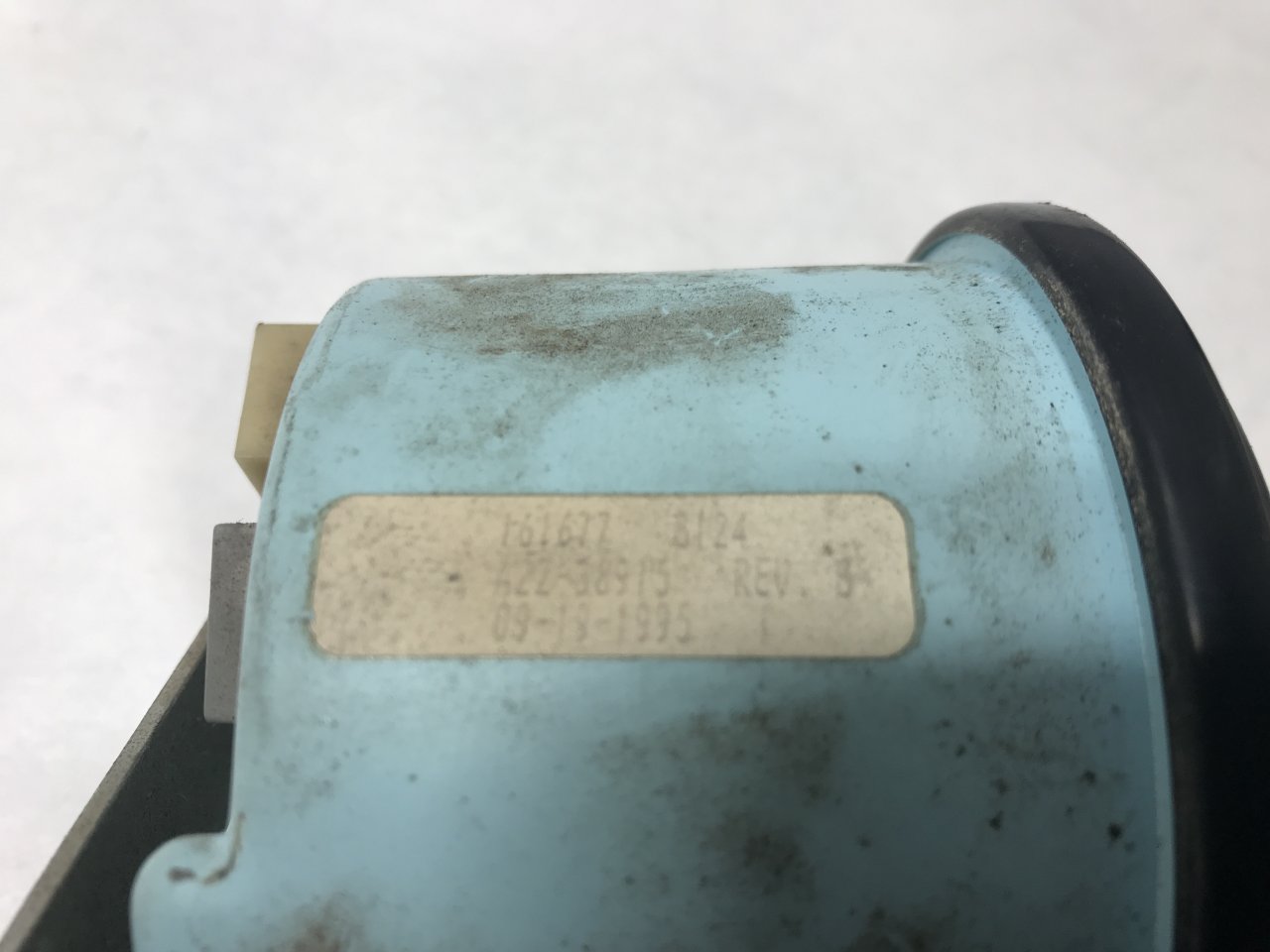 A22-38915 | Freightliner FLD120 Tachometer for Sale