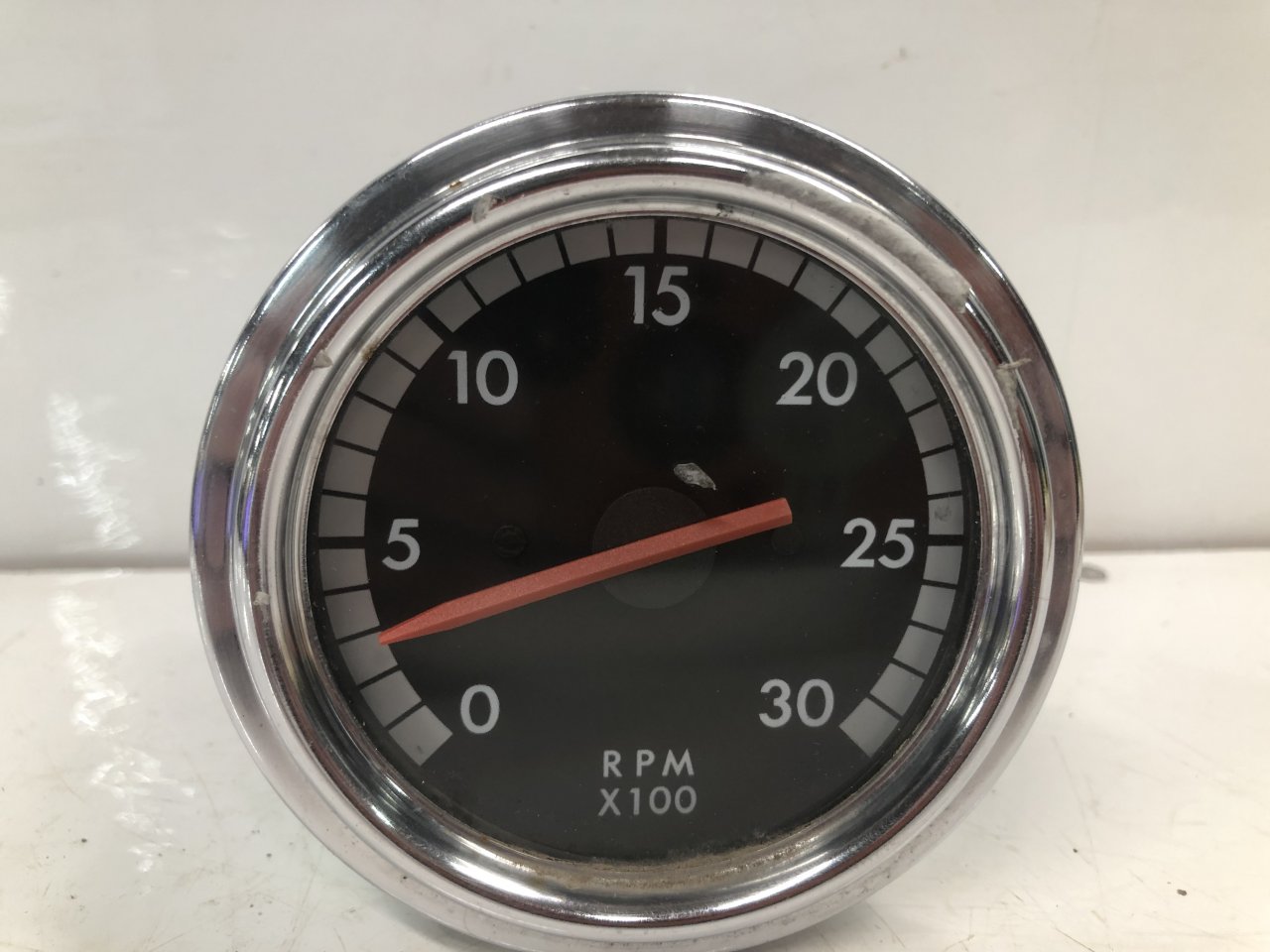 A22-39577-000 | Freightliner FLD120SD Tachometer for Sale
