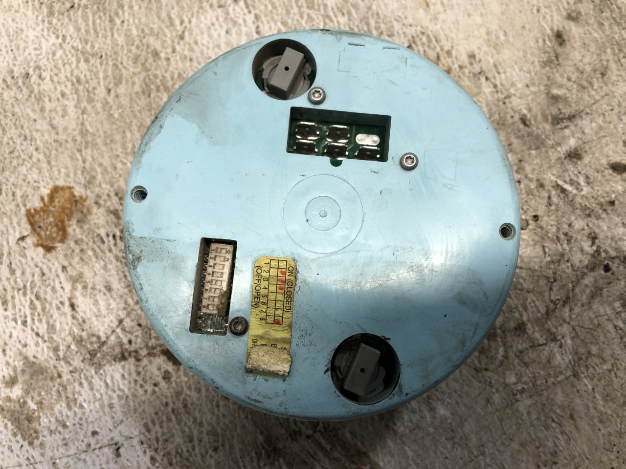 Q43-1020-3 | Kenworth T600 Tachometer for Sale