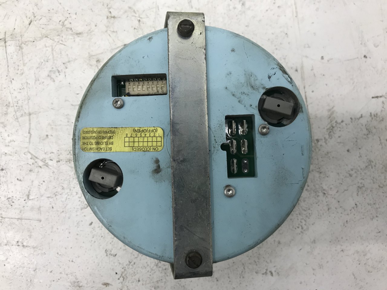 Q43-1020-15 | Kenworth T600 Tachometer for Sale