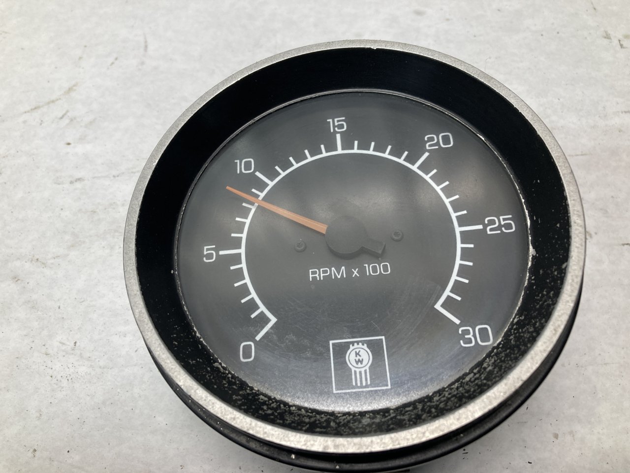 00846AA | Kenworth T800 Tachometer for Sale