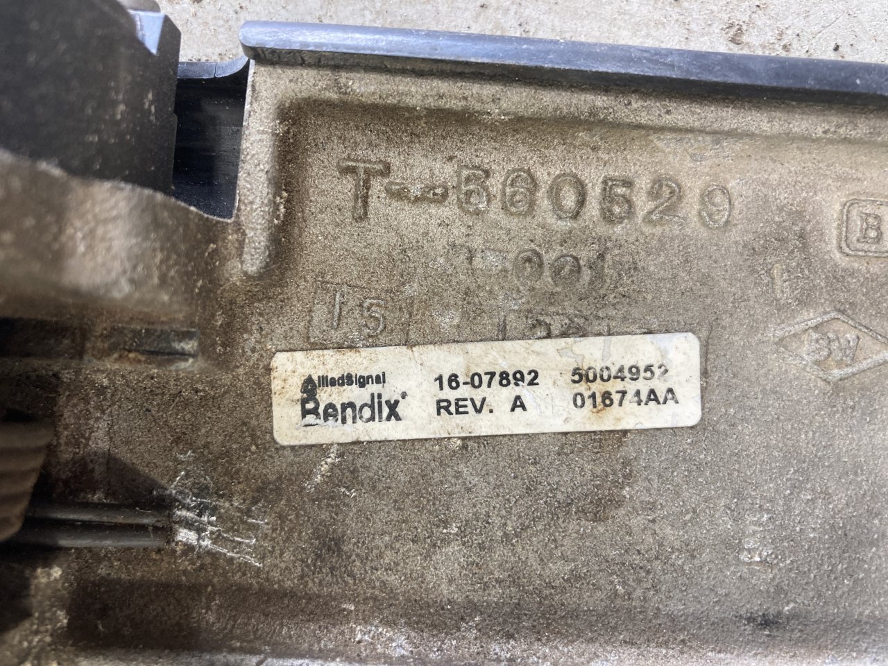 16-07882 | Peterbilt 357 Foot Control Pedal for Sale