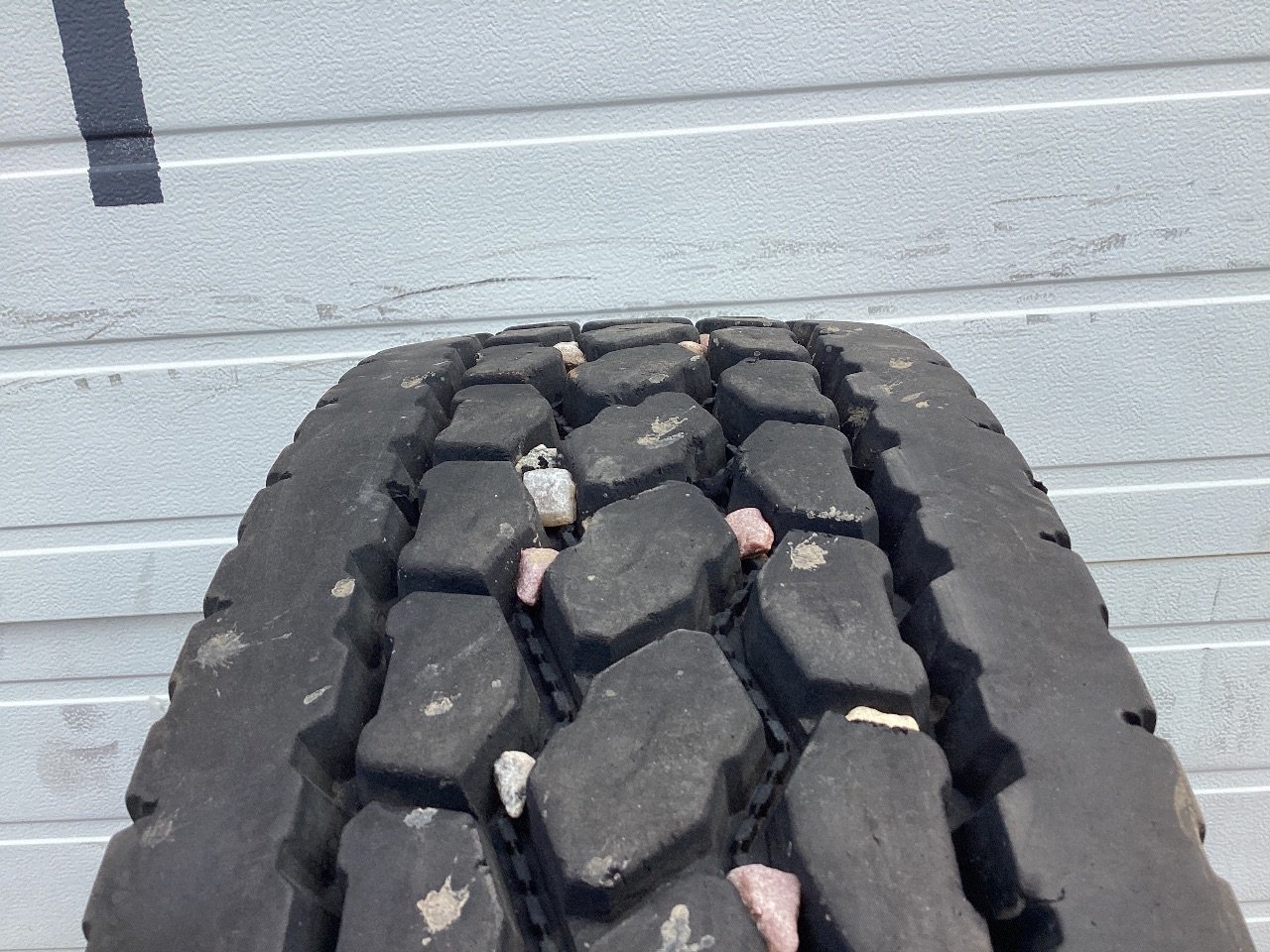 Sterling A9513 Tire for Sale