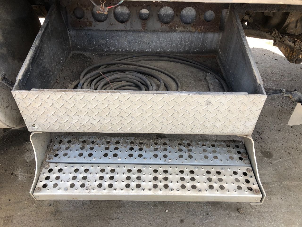 Freightliner CLASSIC XL Tool Box for Sale