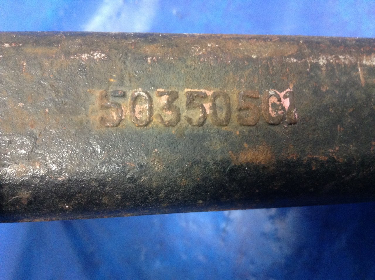 503505C1 | International 9100 Tow Hook for Sale