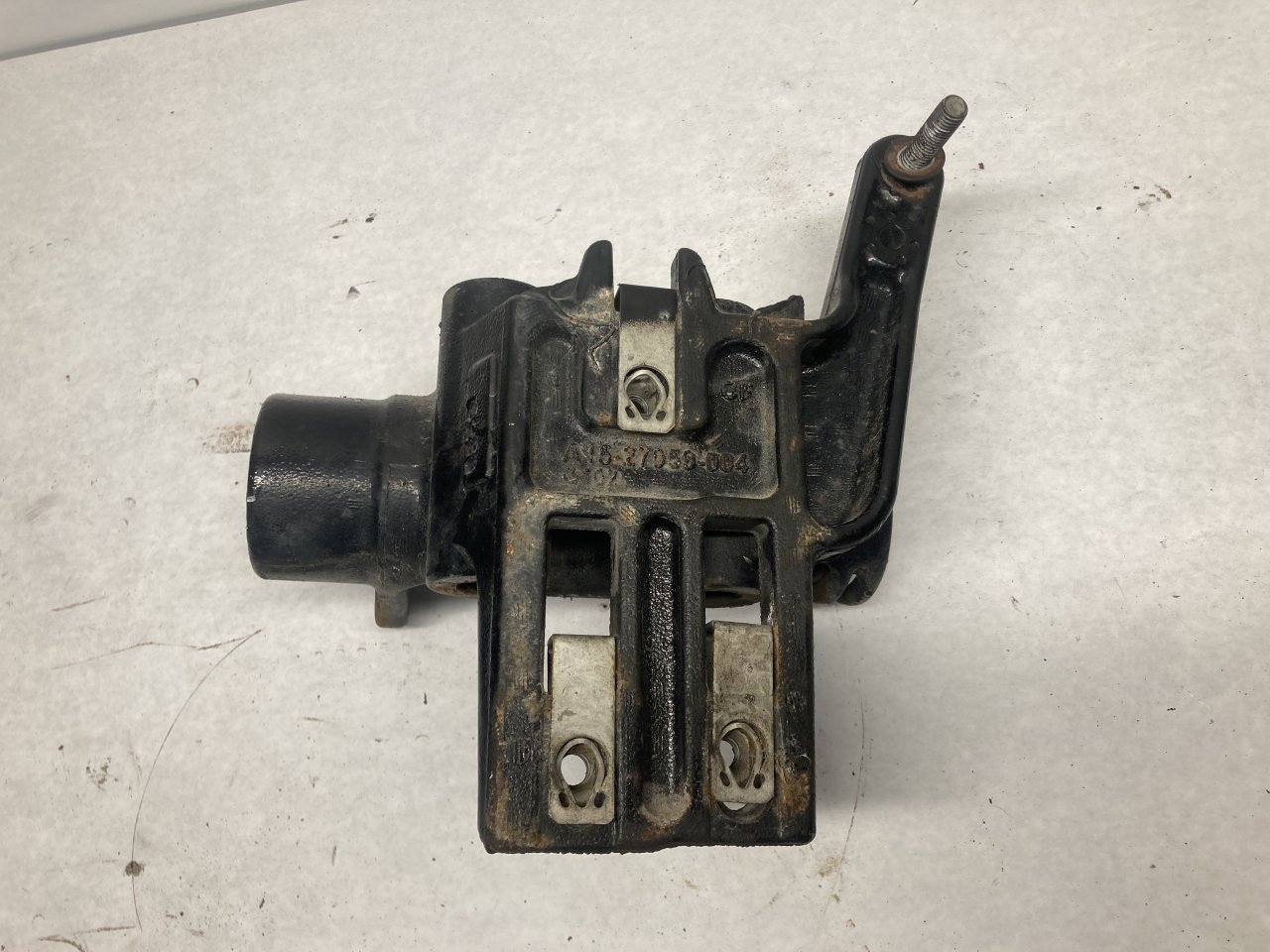 A15-27959-004 | Freightliner CASCADIA Tow Hook for Sale