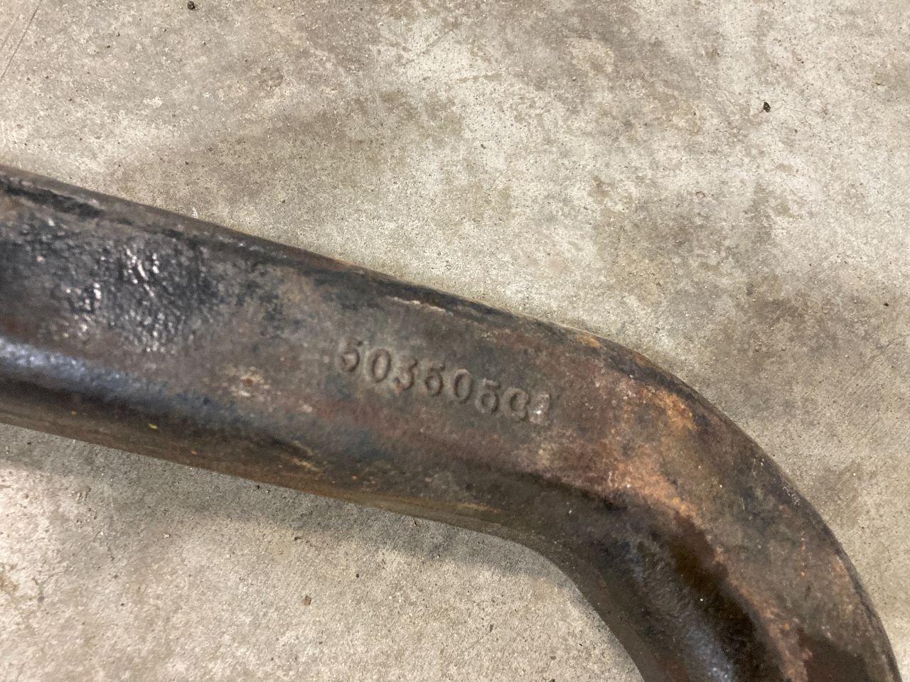 503505C3 | Freightliner COLUMBIA 120 Tow Hook for Sale