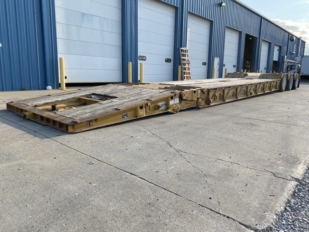 Load King Detach/Lowboy Trailer for Sale