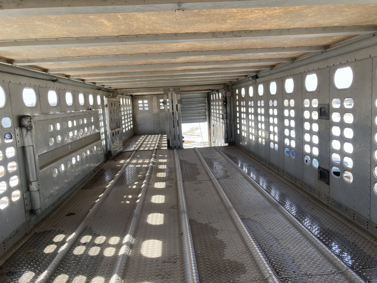 Wilson LIVESTOCKTRAILER Trailer for Sale