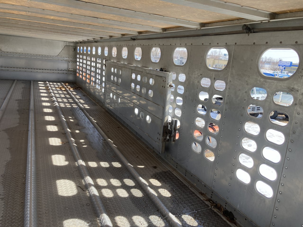 Wilson LIVESTOCKTRAILER Trailer for Sale