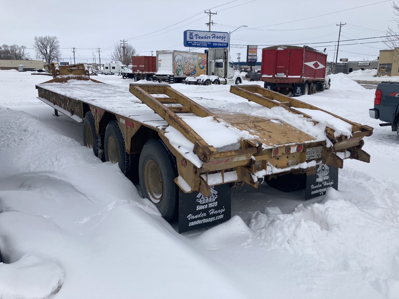 Fontaine Detach/Lowboy Trailer for Sale