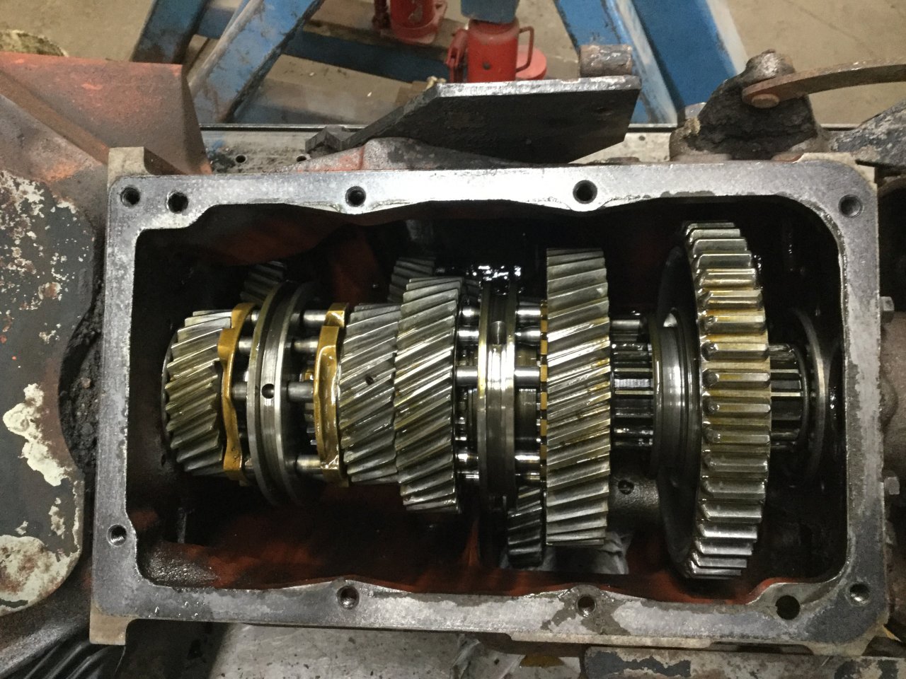 Spicer 3152A Transmission for Sale