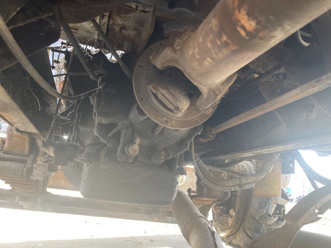 Eaton Mid Range EDCO-6F107A Transmission for Sale