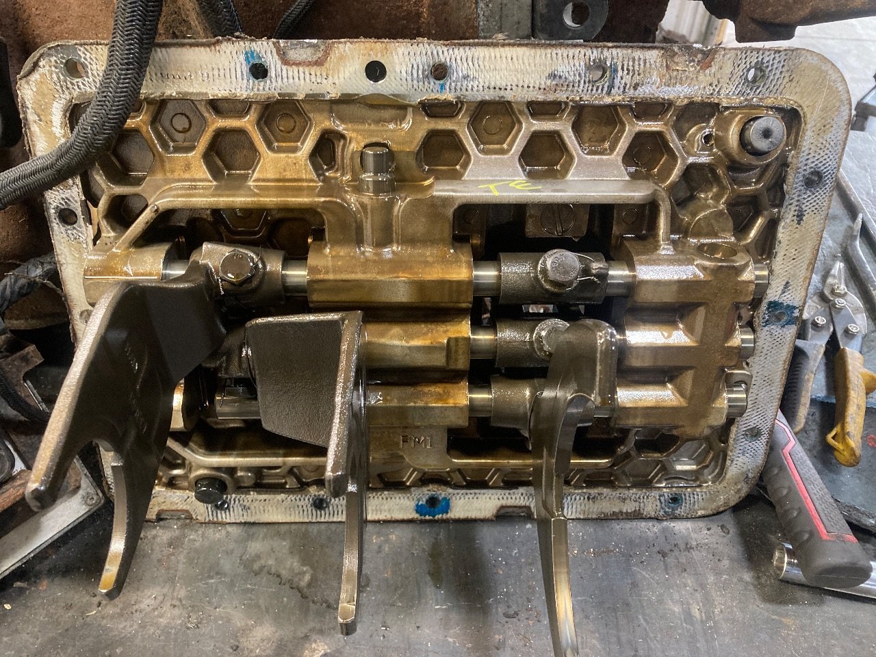 Fuller FAOM15810C-EA3 Transmission for Sale