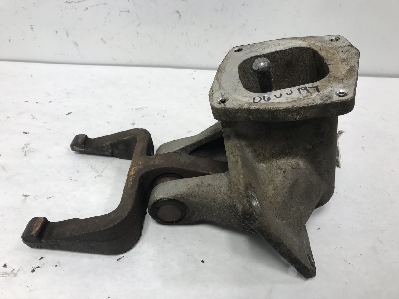 A-7414 | Fuller RTLO18913A Transmission Fork for Sale