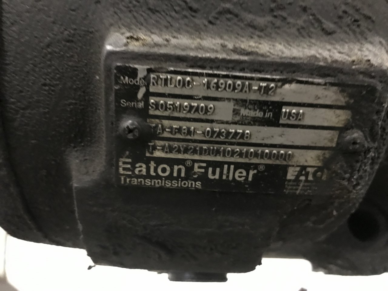 Fuller RTLOC16909A-T2 Transmission for Sale