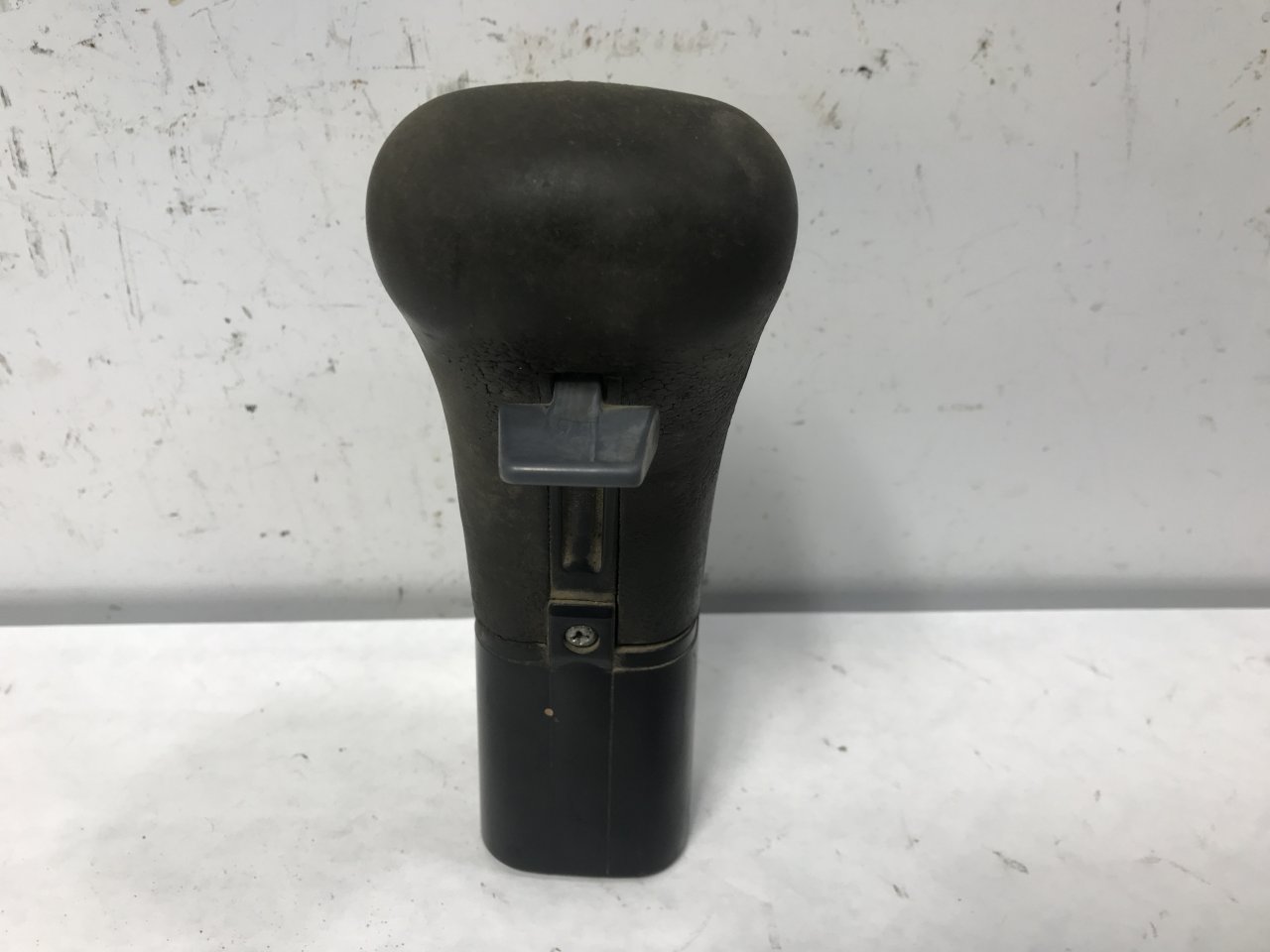 Meritor MO16G10C-M16 Shift Knob for Sale