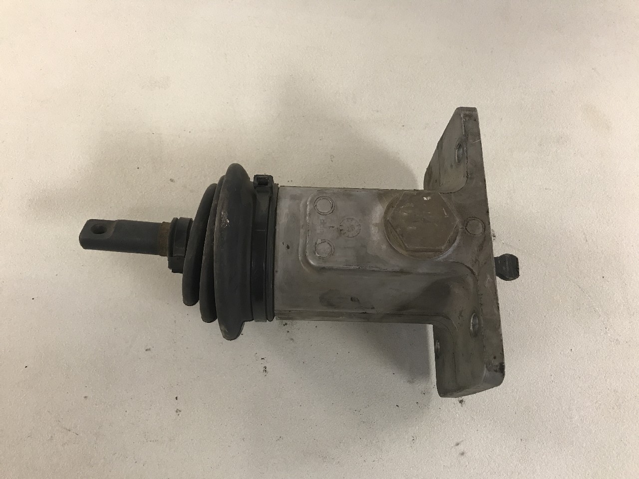101172 | Spicer (Ttc) ESO65-7A Shift Lever for Sale