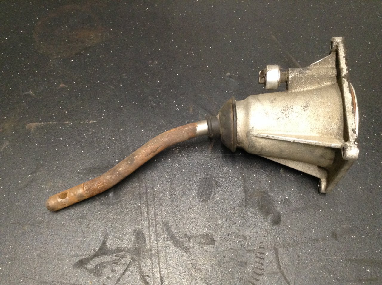 LA-4000460-01 | Fuller FAOM16810C Shift Lever for Sale