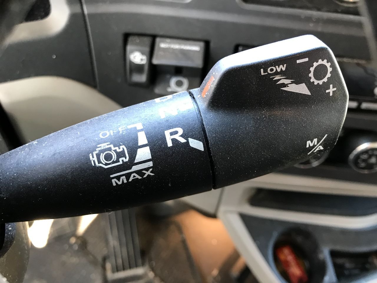 Q21-6155-211 | Fuller EEO-18F112C Transmission Electric Shifter for Sale