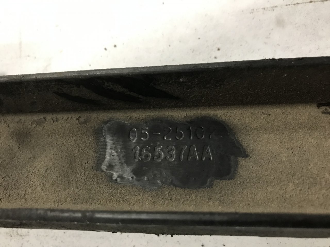 05-25102 | Peterbilt 367 Transmission Support Bracket for Sale