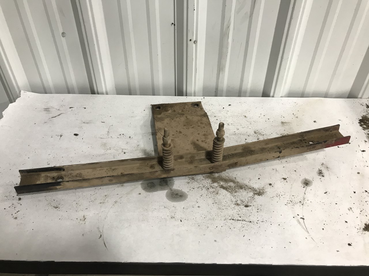 Peterbilt 378 Transmission Support Bracket for Sale