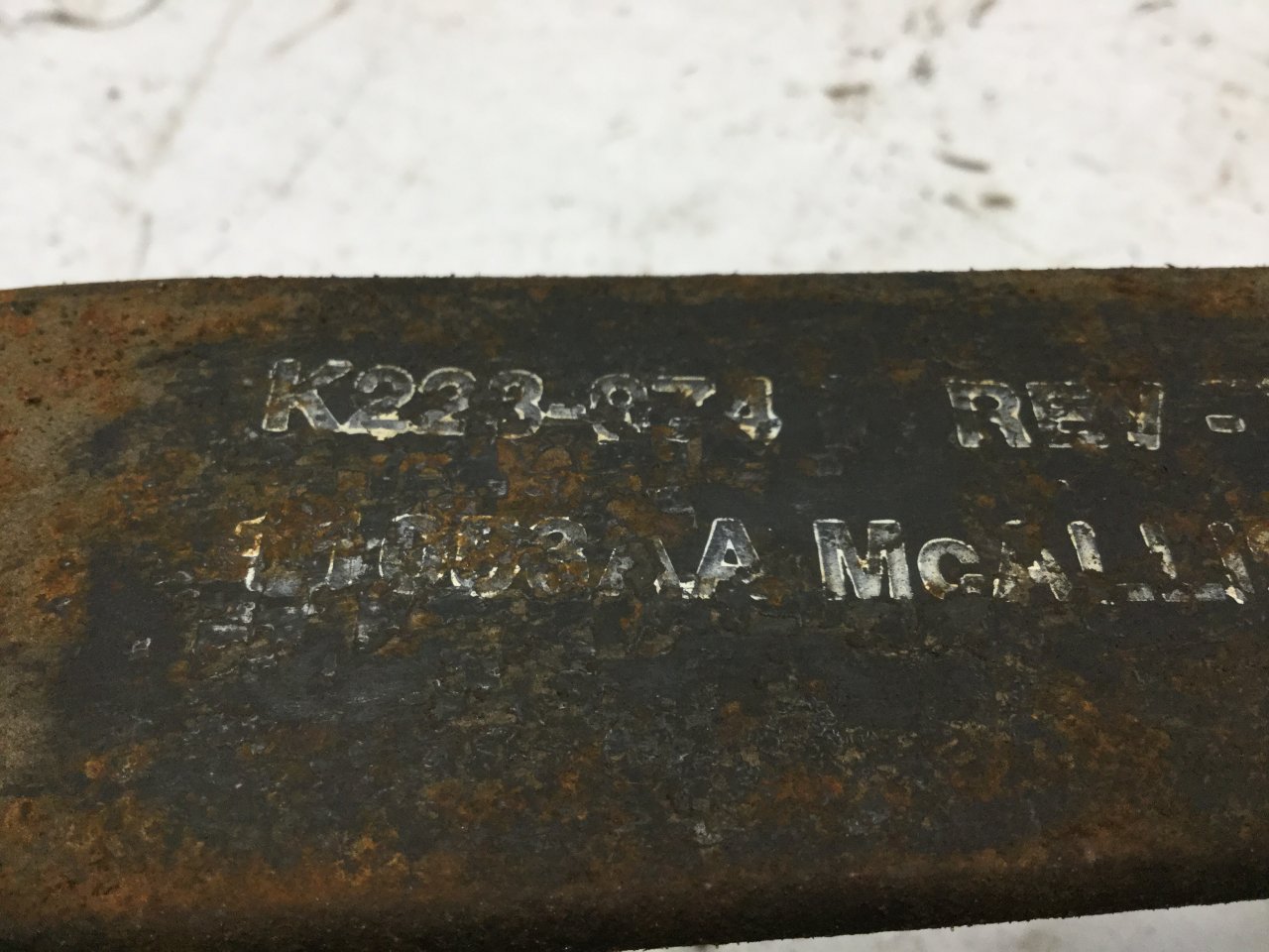 K223-974 | Kenworth T600 Transmission Support Bracket for Sale