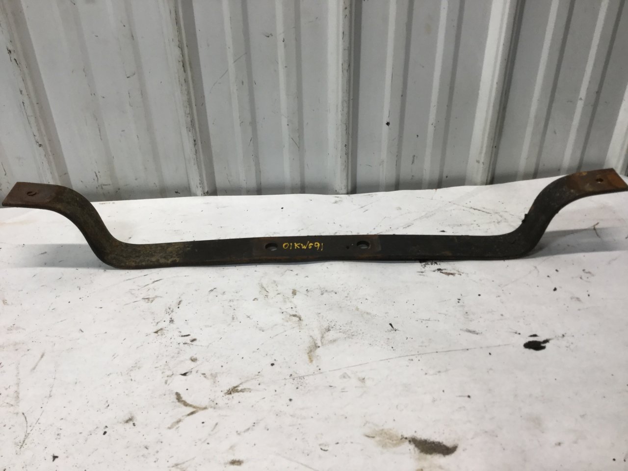 K223-974 | Kenworth T600 Transmission Support Bracket for Sale