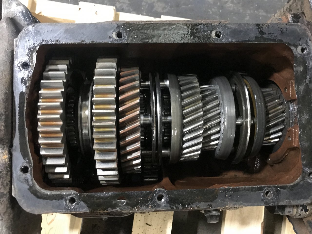 International T496 Transmission for Sale