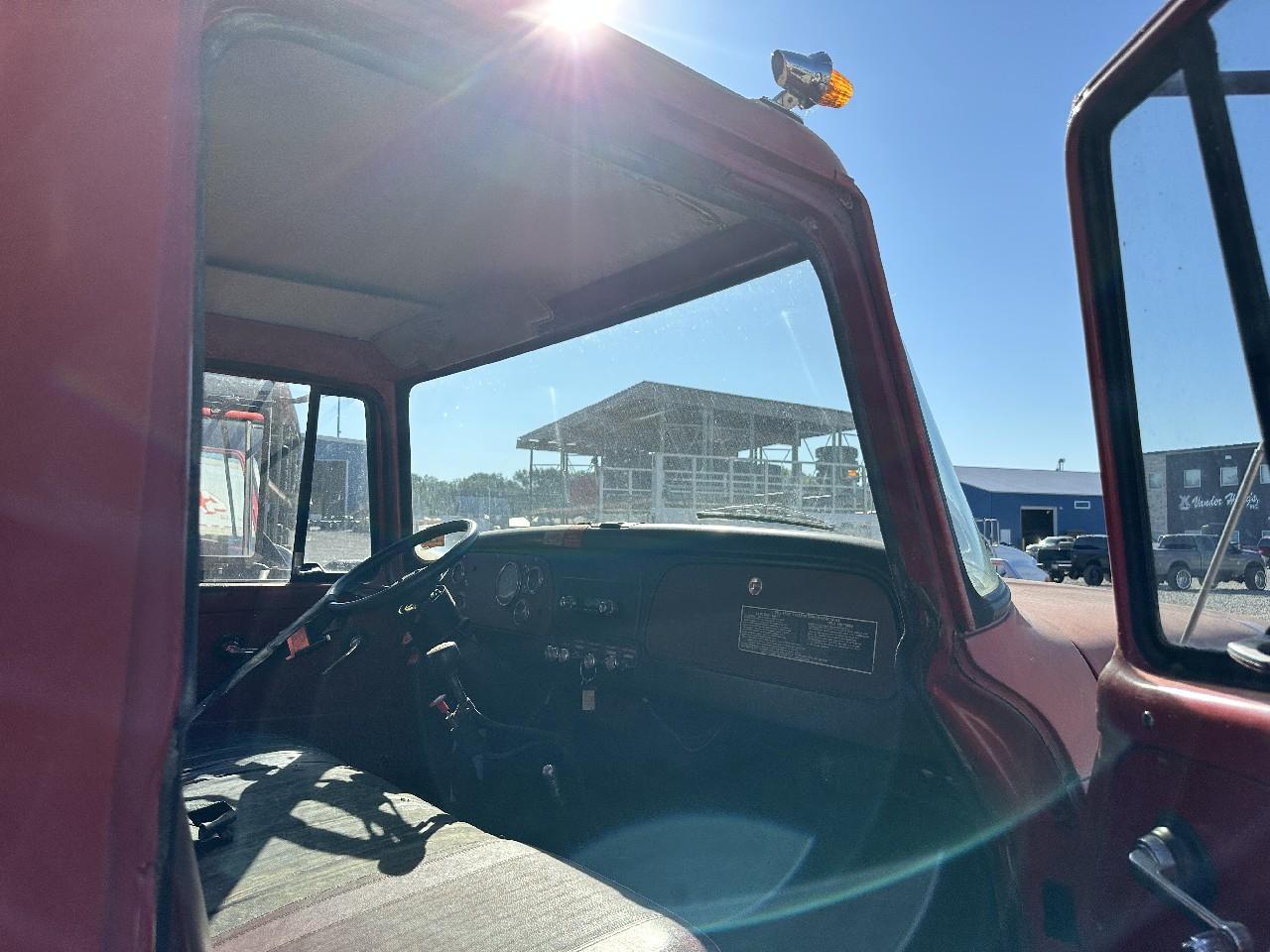 International 1600 LOADSTAR Parts Unit for Sale