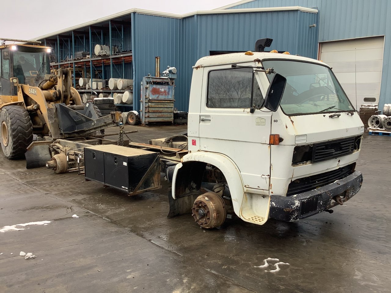 Peterbilt 200 LCF Parts Unit for Sale