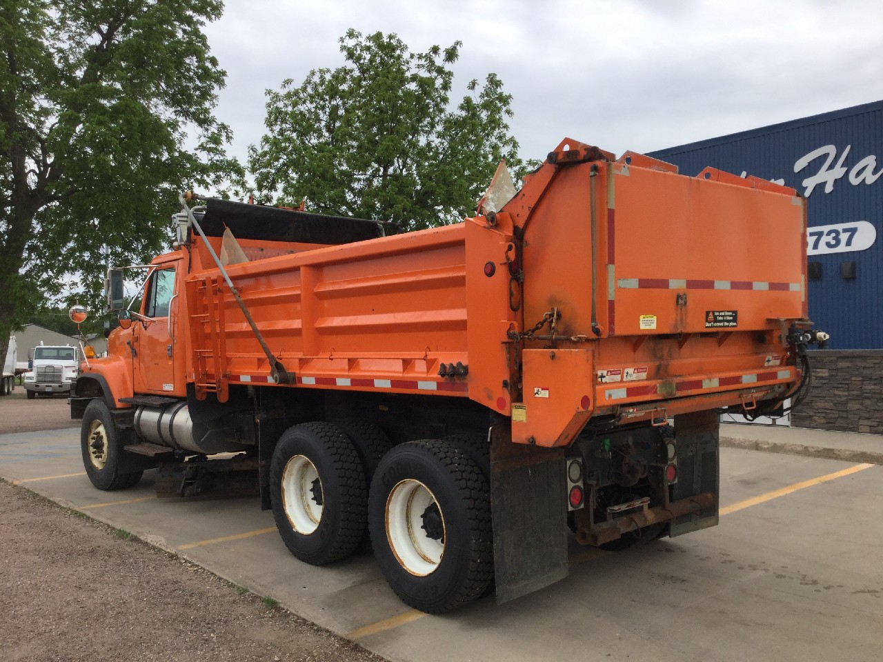 International 2674 Truck for Sale