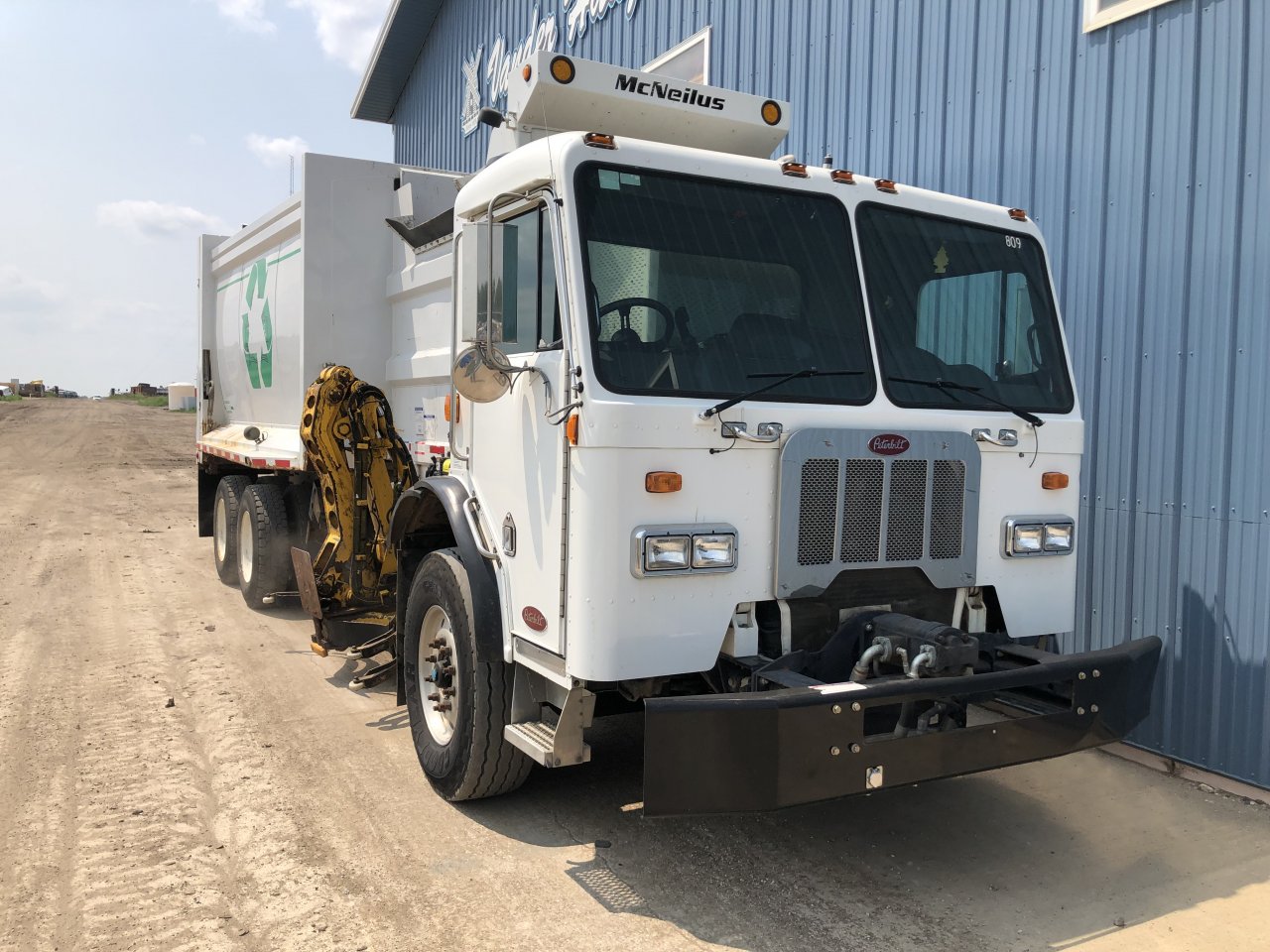 Peterbilt 320 Truck for Sale
