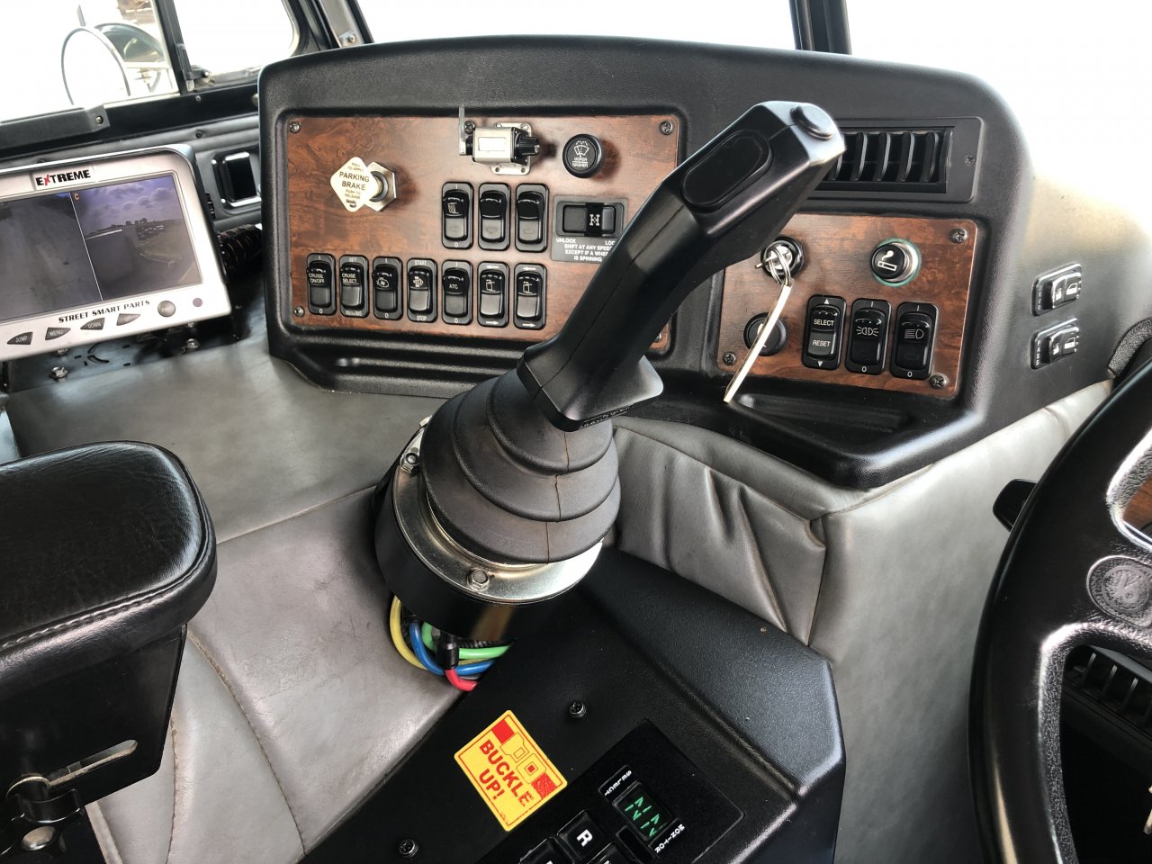 Peterbilt 320 Truck for Sale