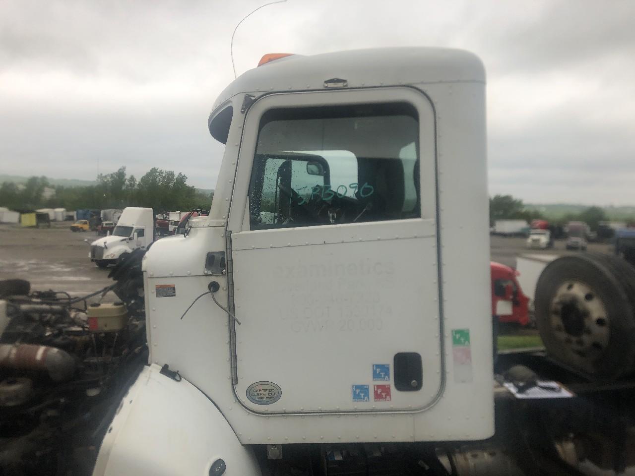 Peterbilt 325 Parts Unit for Sale
