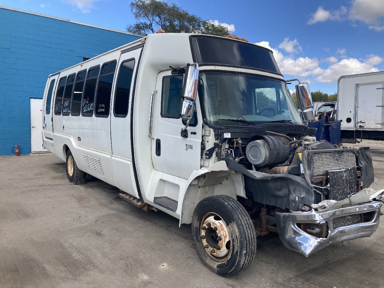 International 3300 Parts Unit for Sale