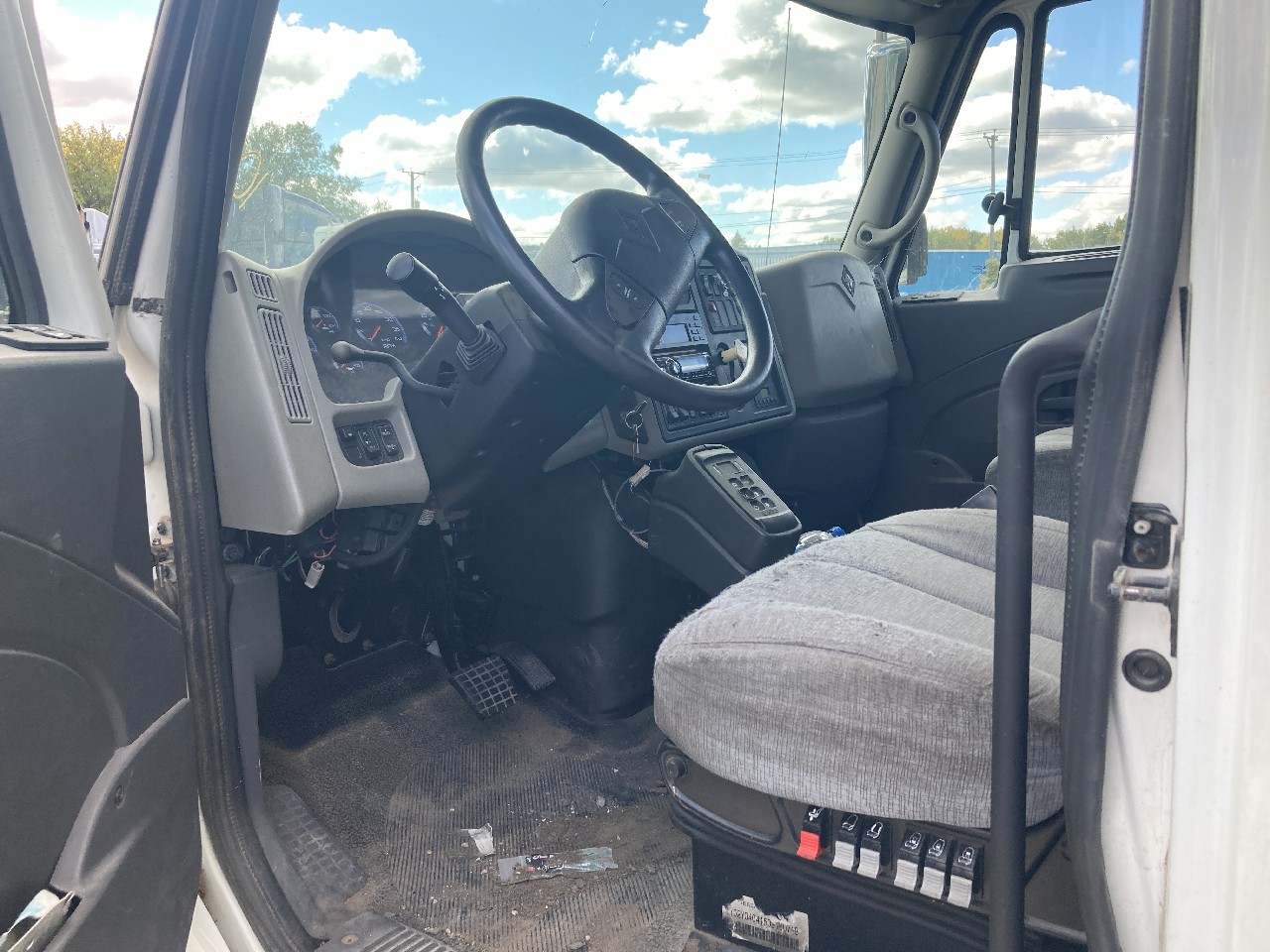 International 3300 Parts Unit for Sale