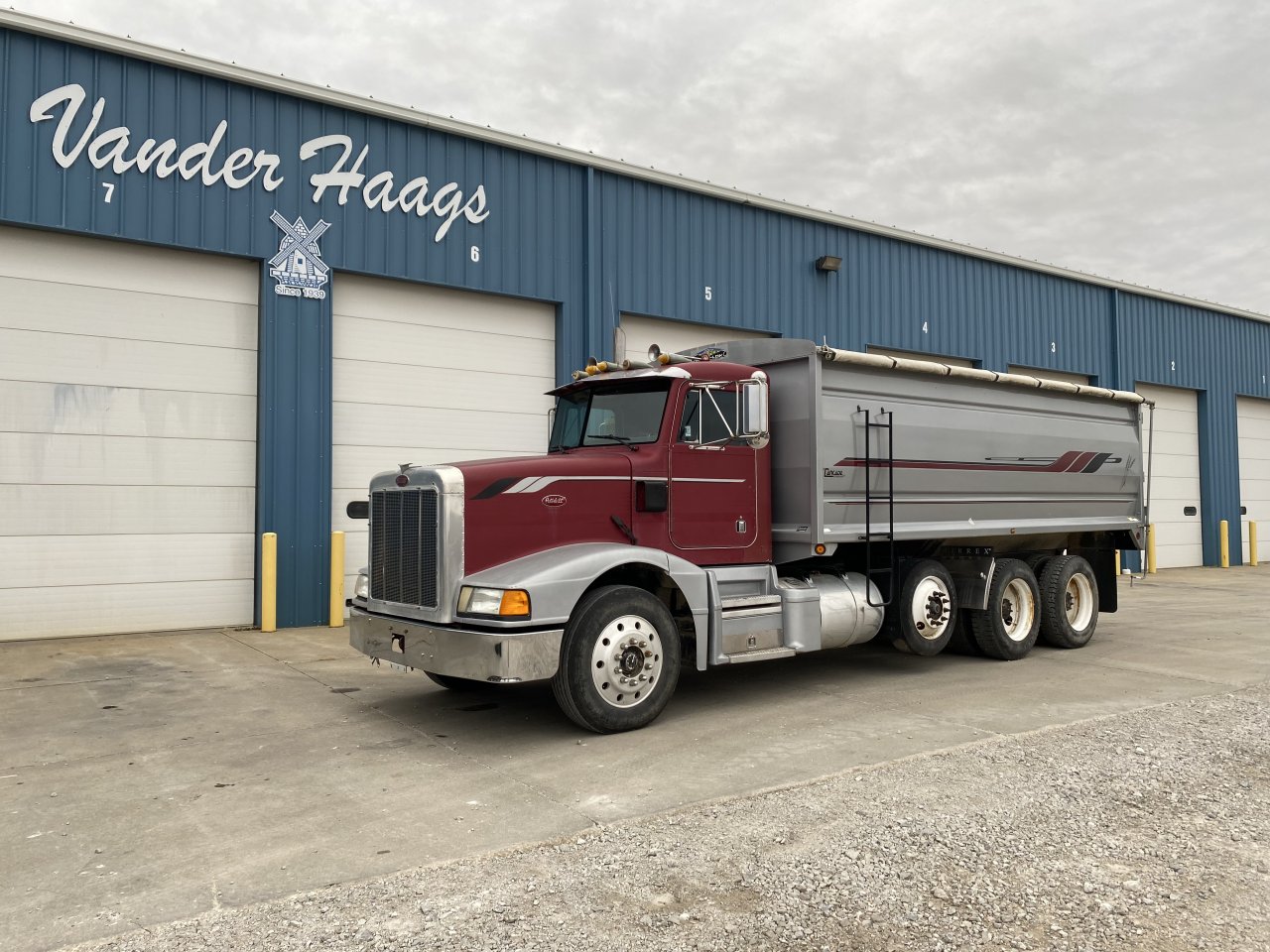 Peterbilt 377 Truck for Sale