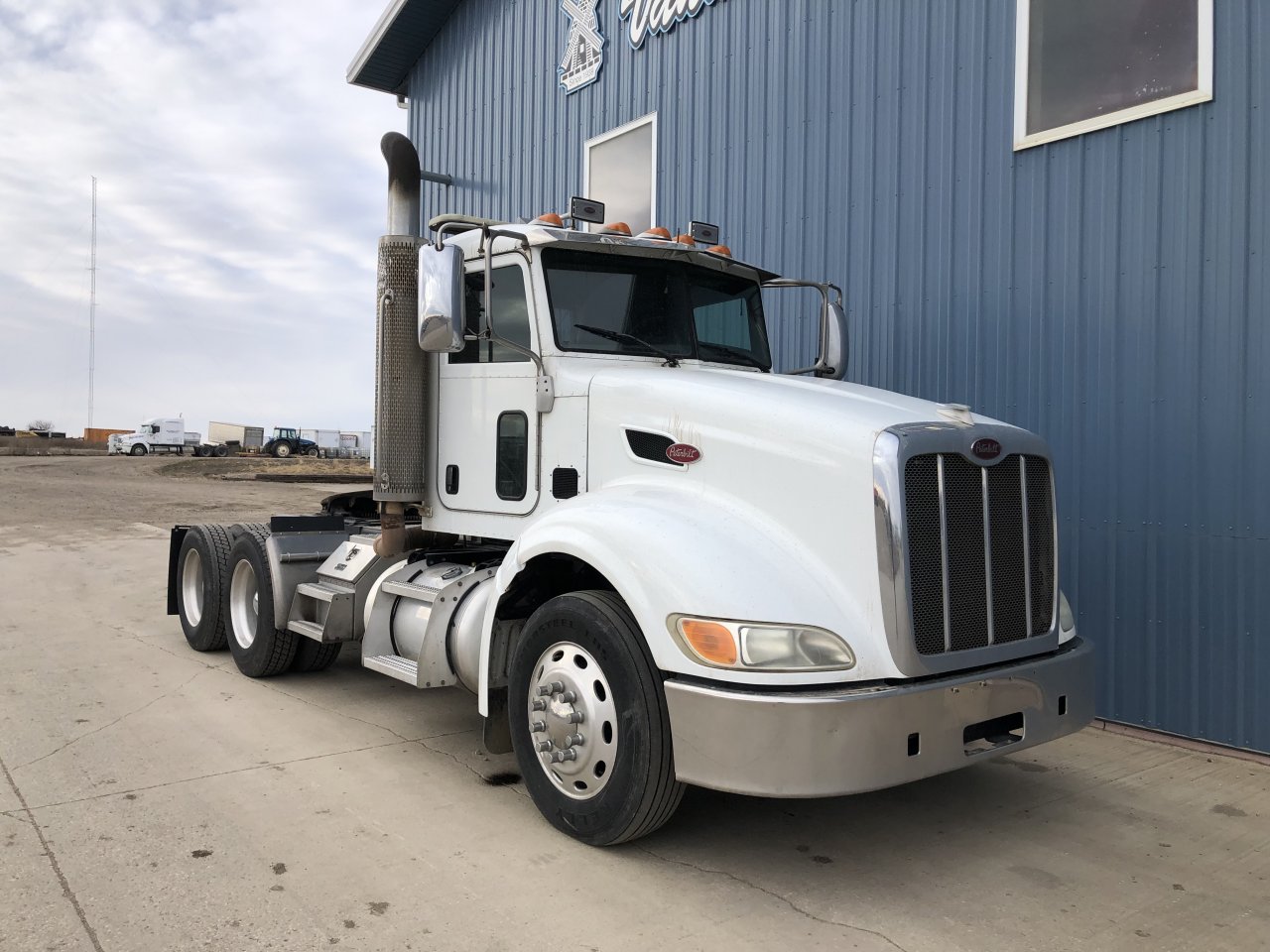 Peterbilt 386 Truck for Sale