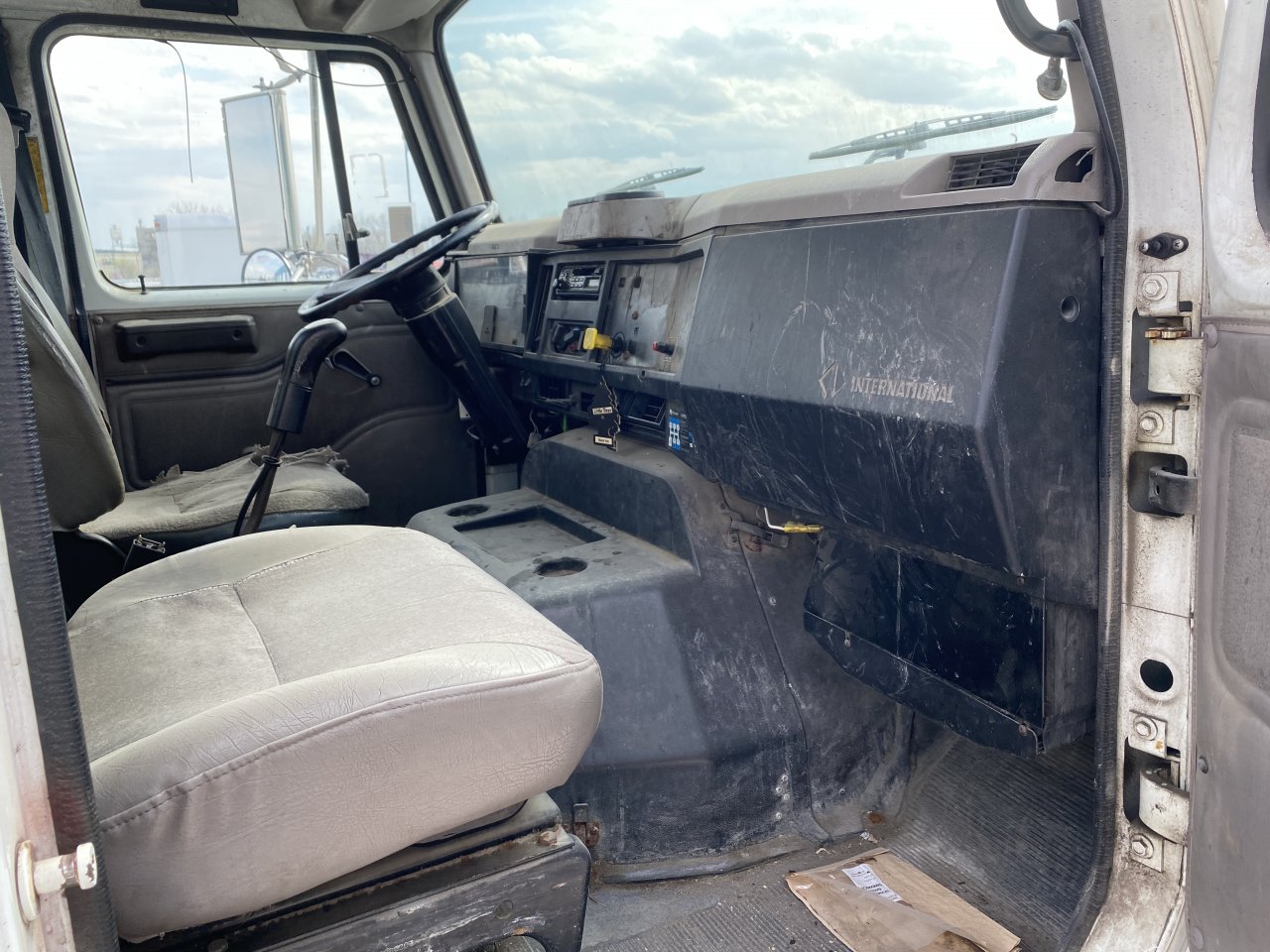International 8100 Truck for Sale
