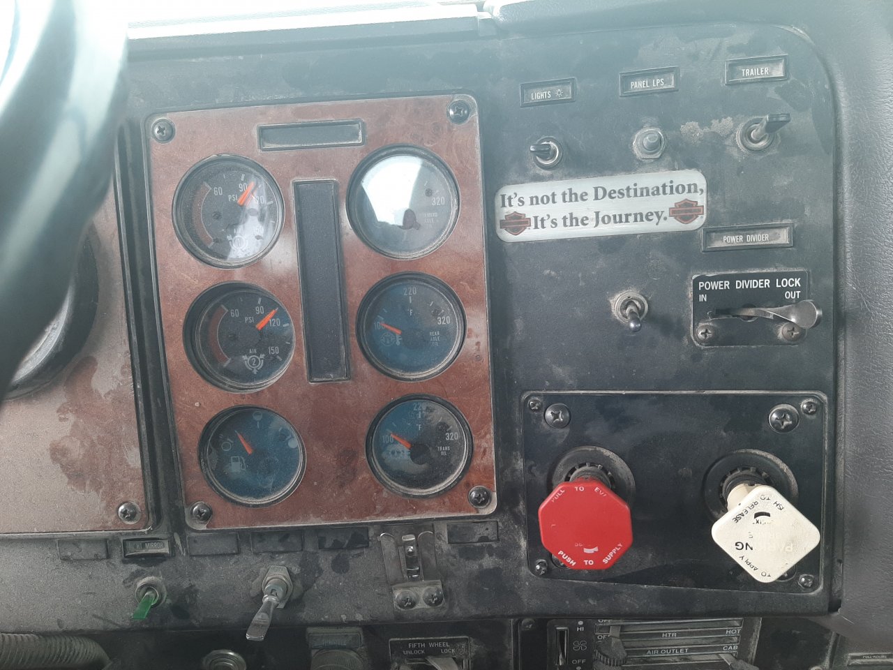 International 9300 Truck for Sale